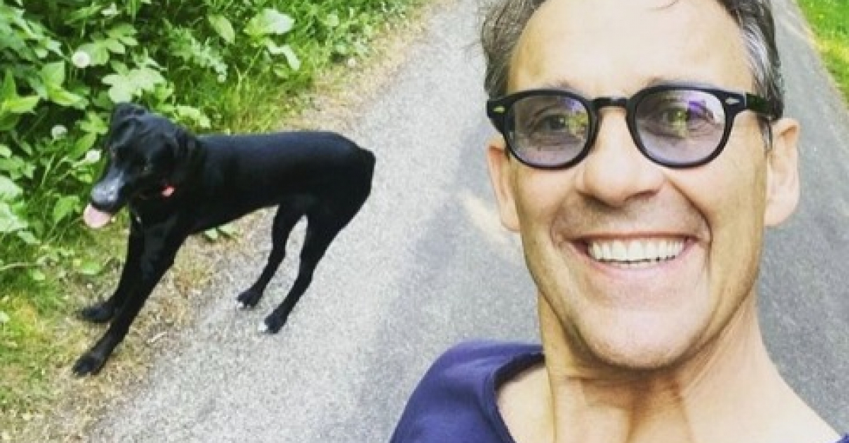 L’animateur Julien Courbet émeut ses followers en leur présentant sa ...